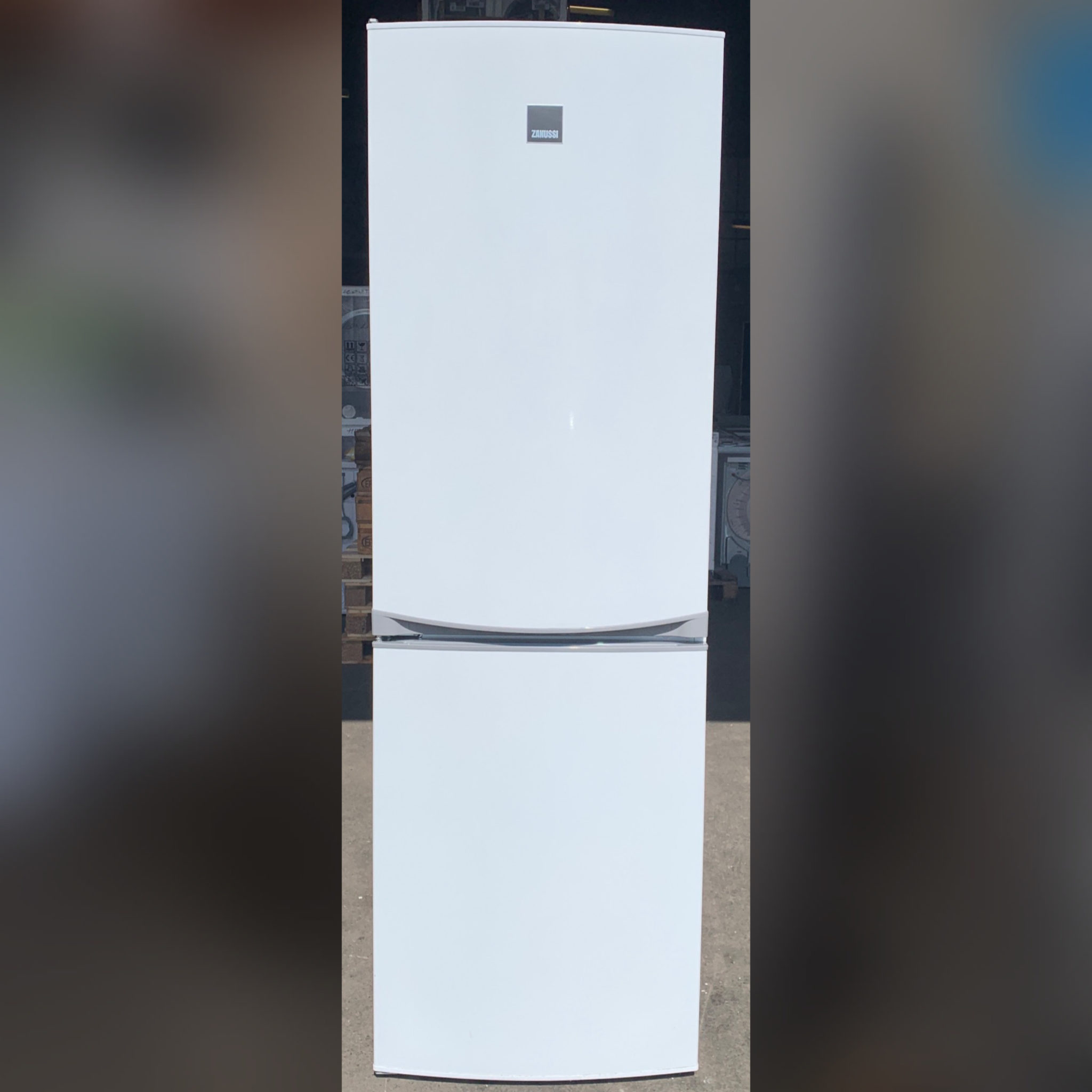 Koelvriescombinatie ZANUSSI 337liter A++ ZRB34103 OUTLET Afgeprijsd van ...